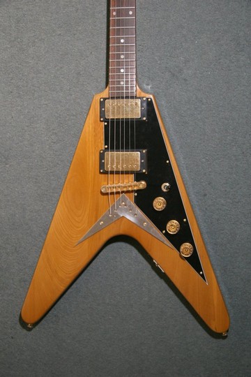 JP Guitars - Projects: 1975 Ibanez Flying V